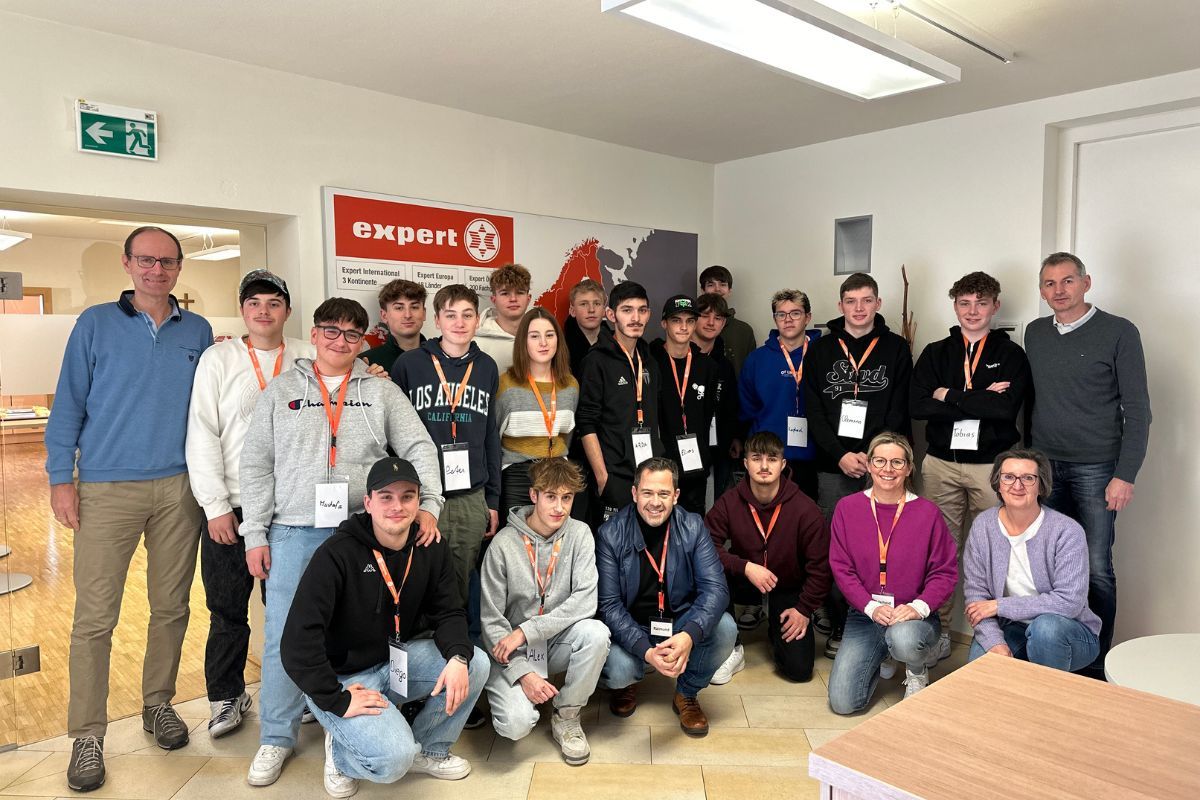 With the Expert Austria Apprentice College into a successful future